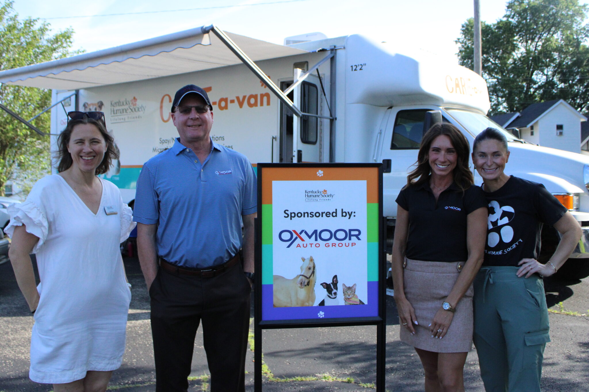 Oxmoor Auto Group Sponsors CARE-a-Van Pet Wellness Day - Kyhumane